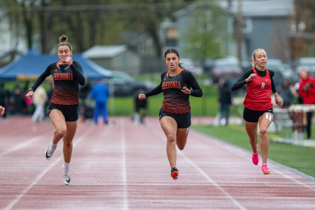 Hamburg, East Aurora claim titles | News, Sports, Jobs - Observer Today